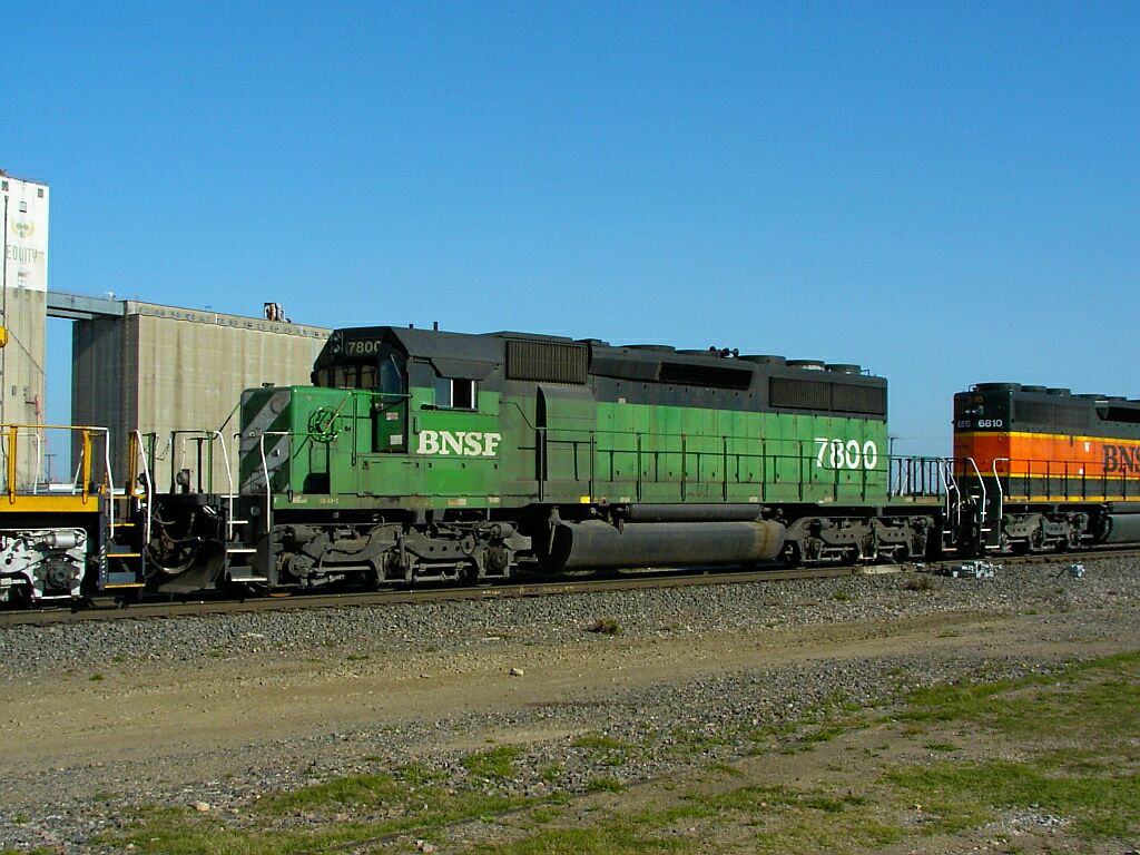 BNSF 7800